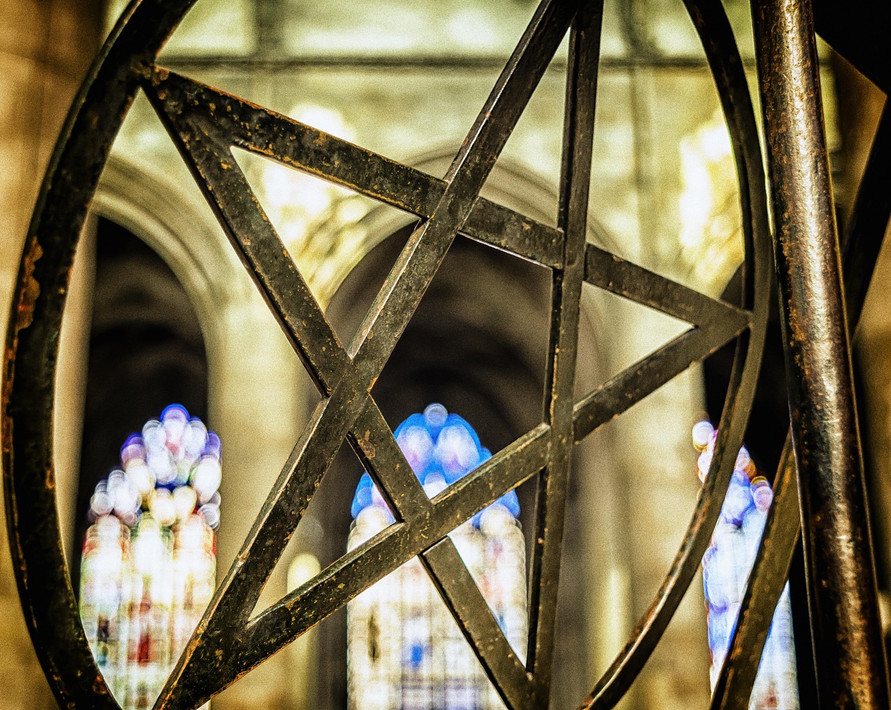 All about Pentacles - Coven - Spooktacular Subscription Boxes